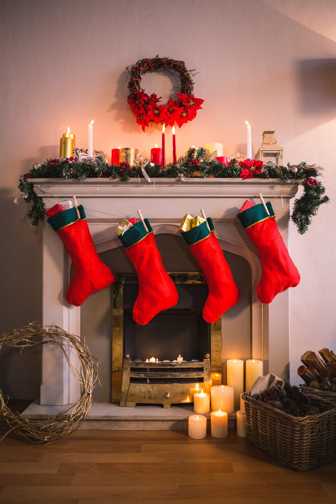 5 Ideas para decorar tu chimenea esta navidad - La Casa de las Chimeneas